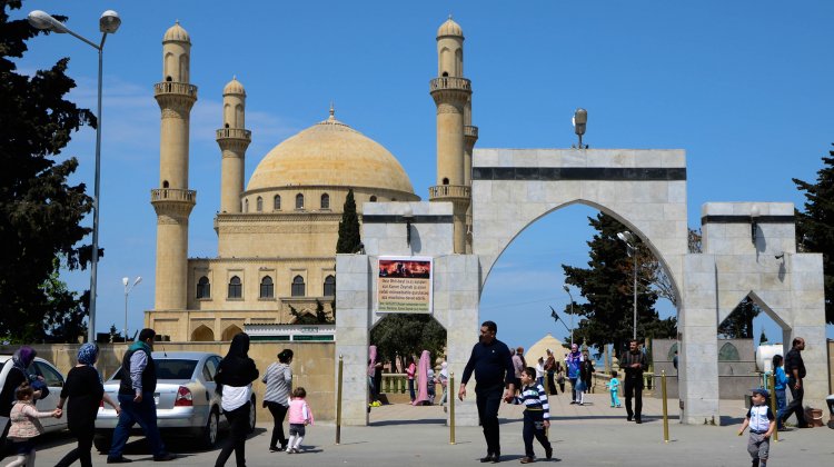 Nardaran, a different space in Azerbaijan - MEYDAN.TV